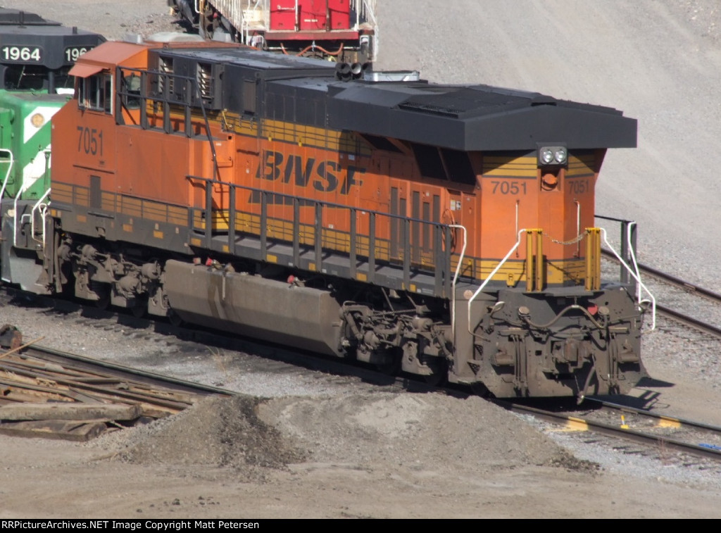 BNSF 7051